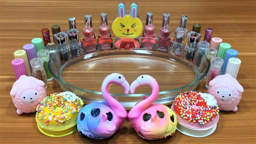 Mixing Makeup and Glitter into Clear Slime !! SlimeSmoothie Satisfying ...