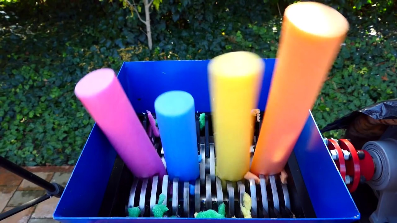 COLOURFUL FOAMS VS FAST SHREDDER!