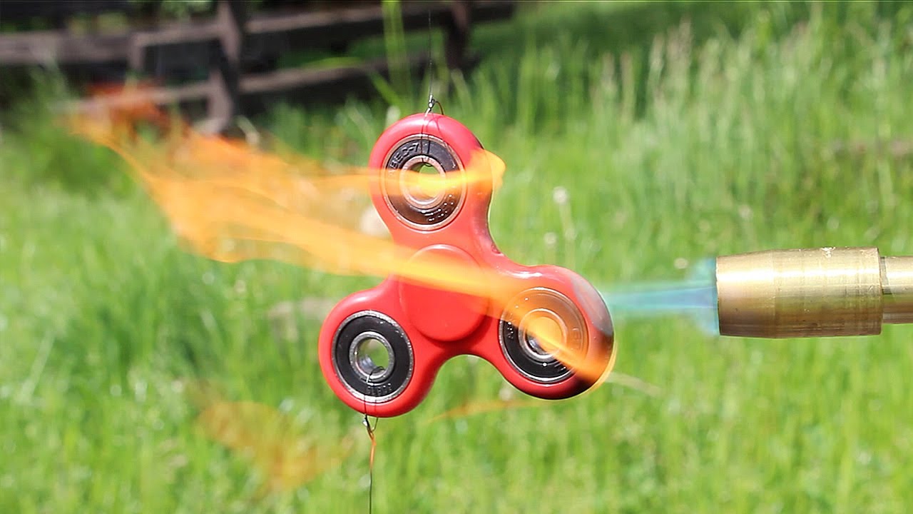 Fidget Spinner vs Gas Torch