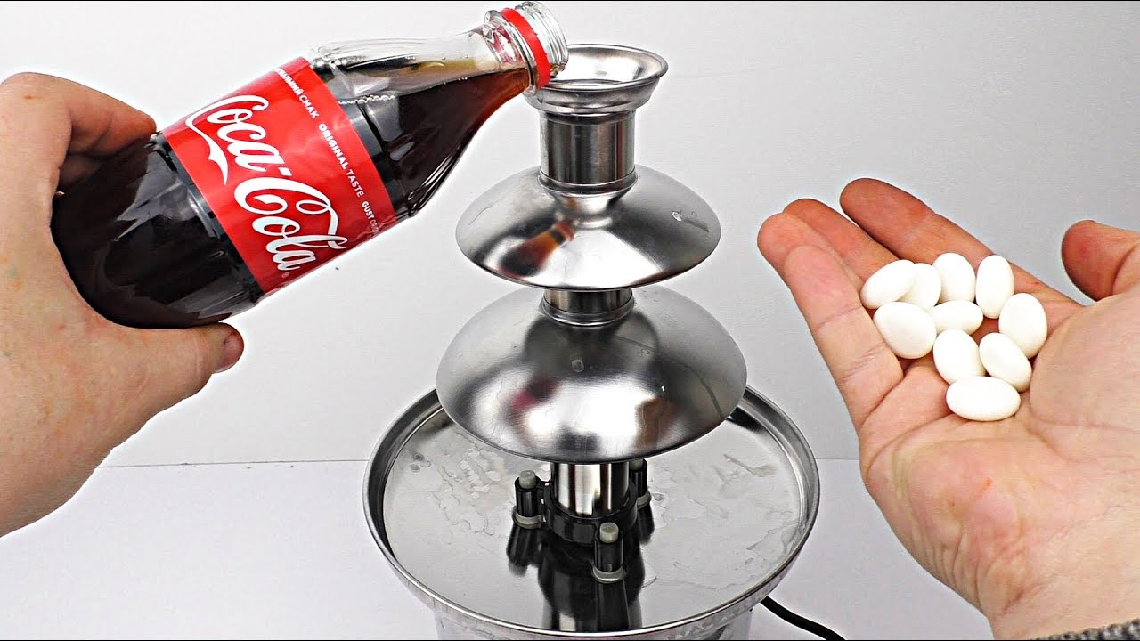 EXPERIMENT: What Happens if You Put COCA COLA and MENTOS on Chocolate ...